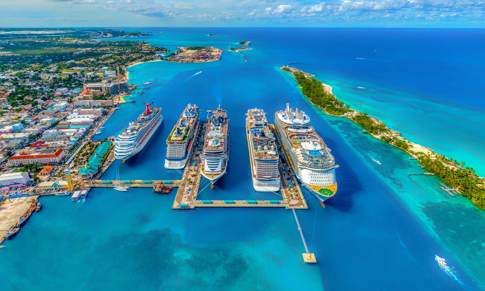 Carnival Cruise Line Fleet — Track All Ships Live | Cruise Ship Tracker